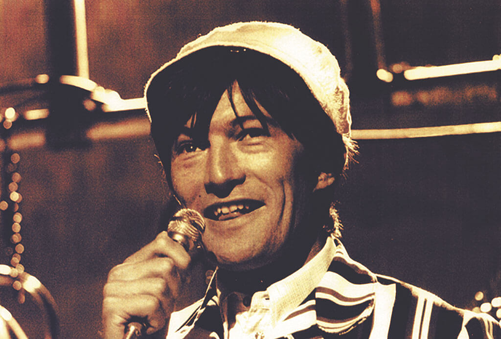 Still performing and still loving it - that's Dave Berry at 77 ...