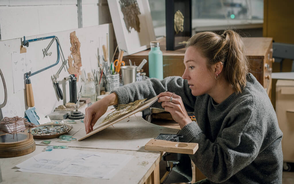 Holly takes ‘Emerging Artist’ title - Reflections Magazine