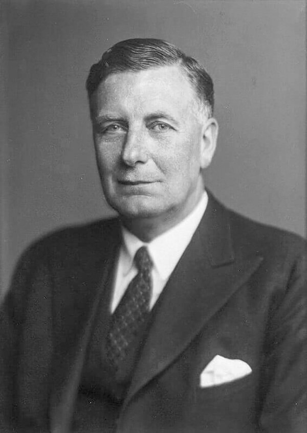 Chesterfield’s chief constable was a ‘fashion policeman’! - Reflections ...