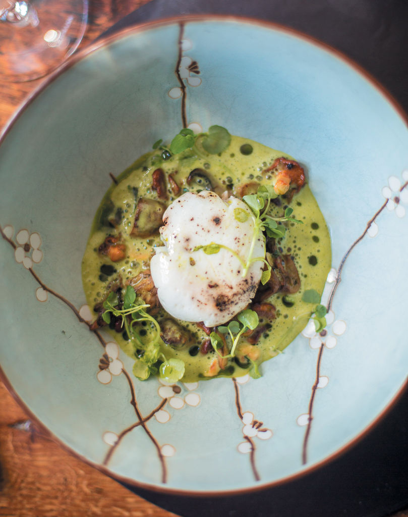 The Peacock at Rowsley: Sitting Proudly for nearly 400 years ...